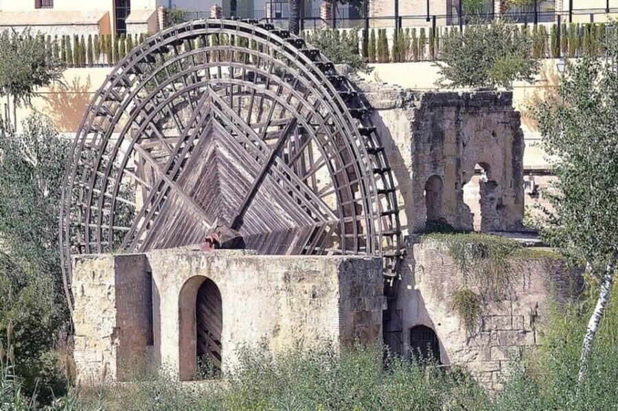 Cordoba's Historical Treasures: A Walking Tour - Why This Tour Works