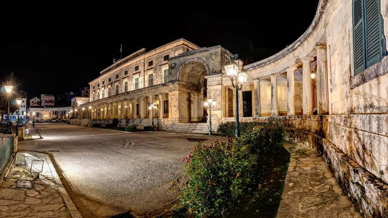 Corfu Stroll & Taste: A Walking Tour with Greek Meze - Exploring Corfu Old Town on Foot