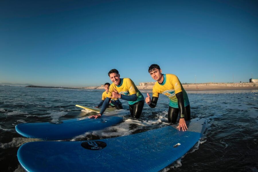 Costa da Caparica: Sunset Surf Lesson - FAQ