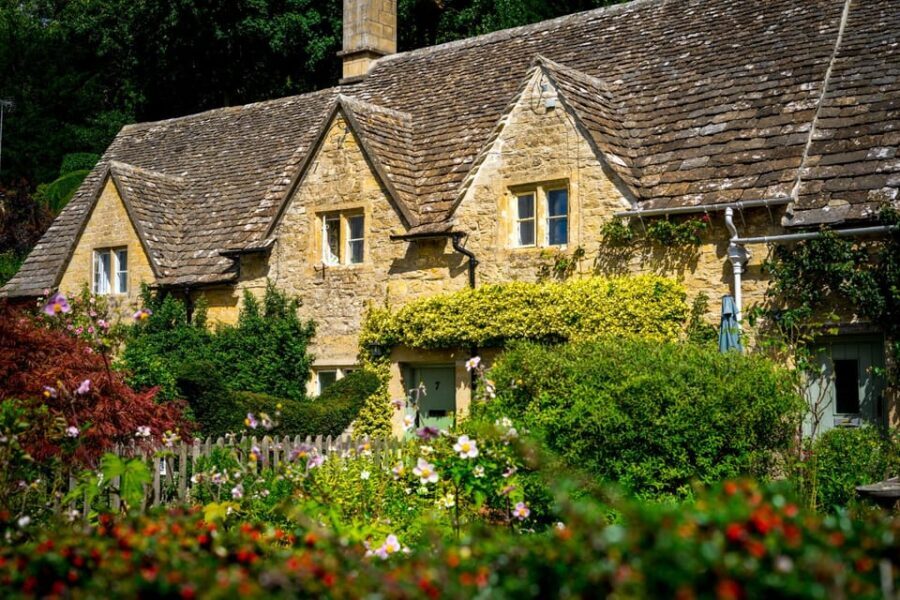 Cotswolds Village Private Car Tour and Photoshoot - What’s Included and Why It Matters