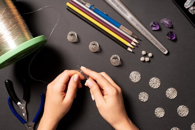 Create your own Jewellery in Florence - Key Points