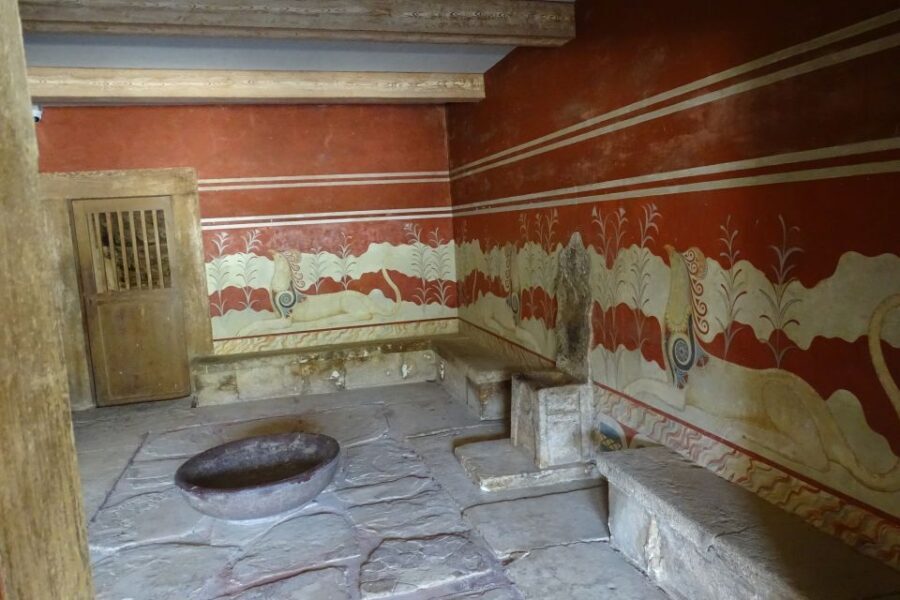 Crete: Knossos Palace, Zeus Cave & Oil Mill Private Tour - Final Thoughts