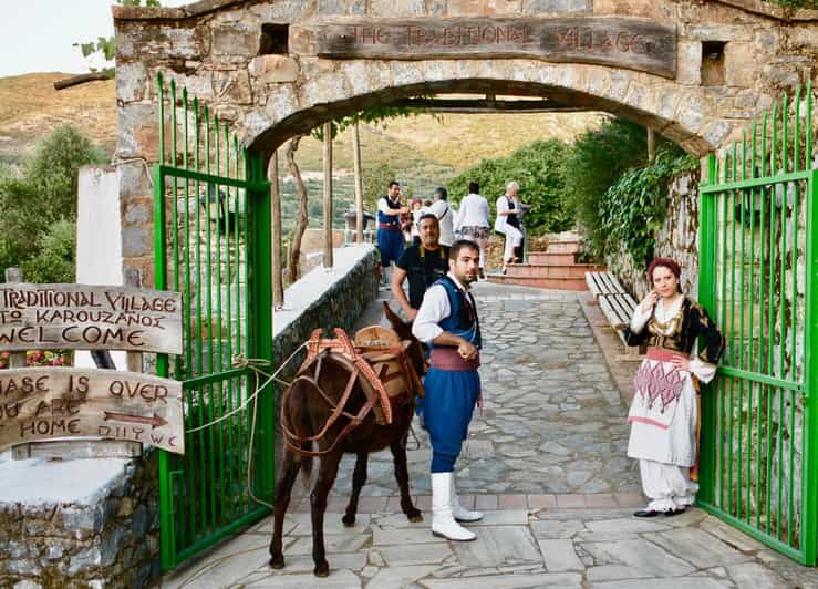 Crete: Traditional Cretan Night: Live Show and Dinner - The Itinerary: What to Expect