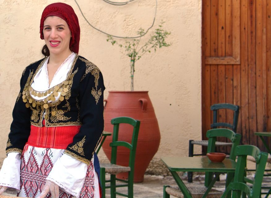 Crete: Traditional Dance Show and Buffet Dinner with Wine - Who Will Love This Experience?