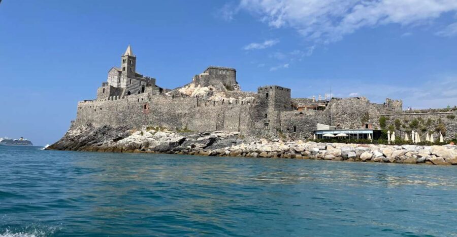 Cruise:Portovenere and the 3 islands with aperitif included! - First Stop: Swimming and Snorkeling near Portovenere