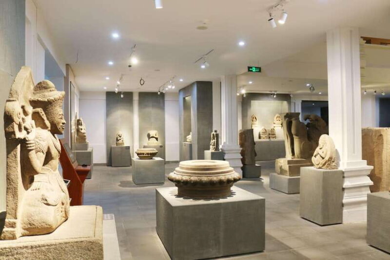 Da Nang City Tour: Linh Ung Pagoda, Cham Museum & Han Market - Key Points