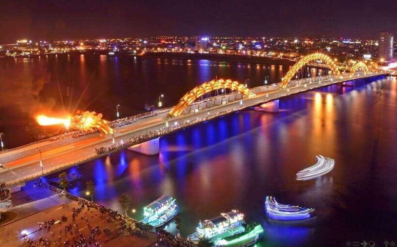 Da Nang: Motorbike Street Food Tour with Dinner - Key Points