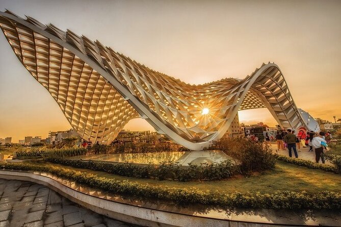 Da Nang Night Foodie Tour City and Han River Cruise By Private - Discovering the Itinerary: Step-by-Step