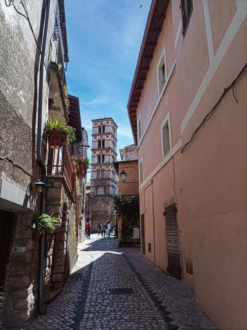 Day trip from Rome: Garden of Ninfa and village of Sermoneta - The Sum Up