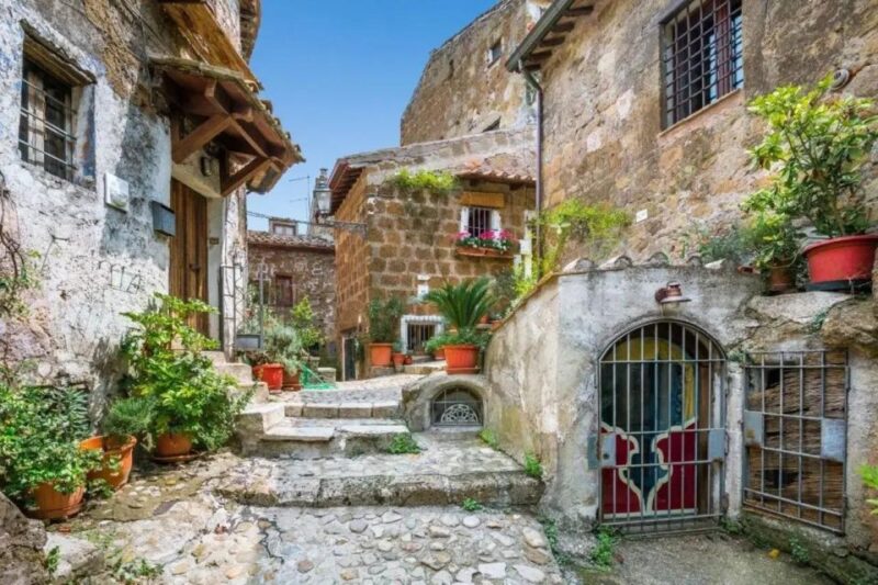 Day Trip to Calcata and Montegelato Waterwalls from Rome - Key Points