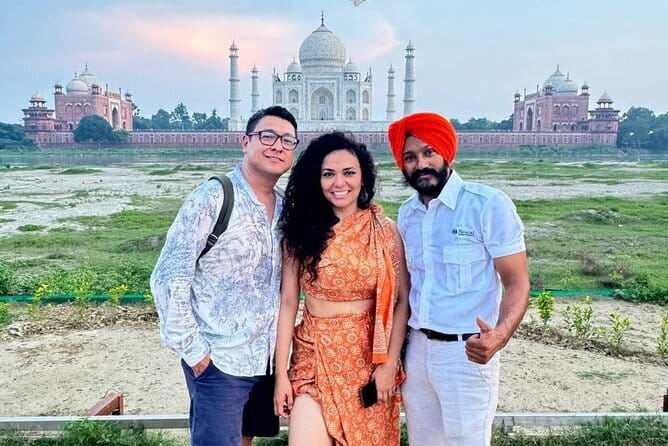 Day Trip to Taj Mahal, Agra Fort and Baby Taj from Delhi by Car - Key Points