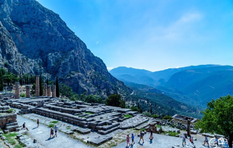 Delphi & Hosios Loukas Monastery Private Day Tour plus Lunch - Who Would Love This Tour?
