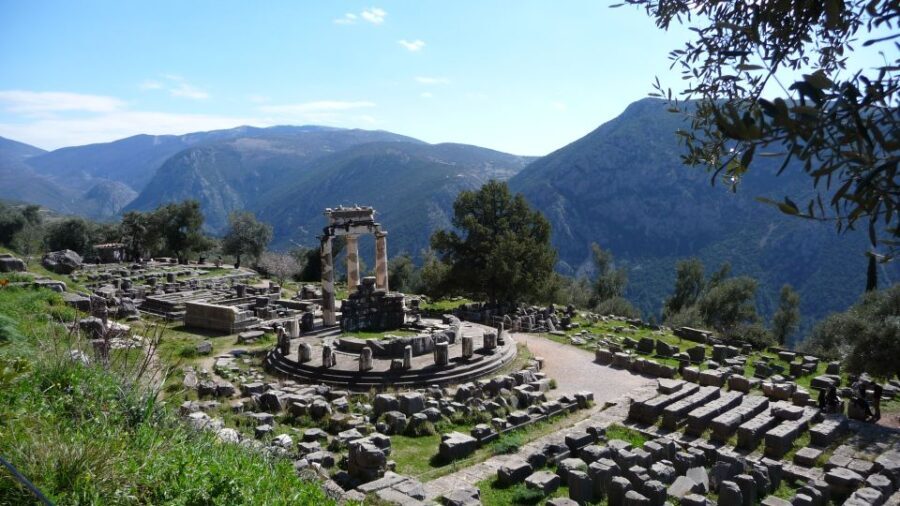 Delphi, Thermopylae full day private tour from Athens - What Makes This Tour Stand Out?