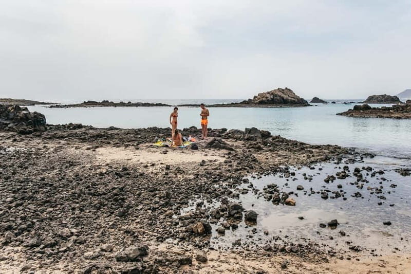 Desde Corralejo: Lobos Island Ferry with Optional Transfer - Authentic Traveler Perspectives