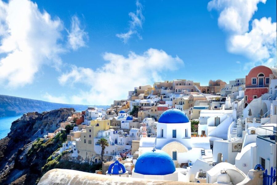 Discover Santorini's Instagram Gems - An In-Depth Look at the Santorini Instagram Gems Tour