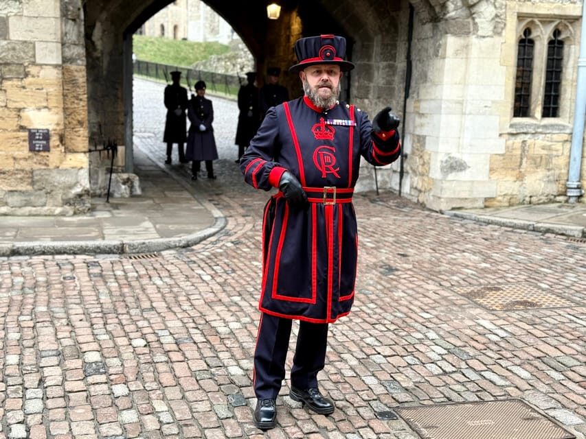 Early Access:Tower of London Opening Ceremony & Royal London - What Makes This Tour Stand Out
