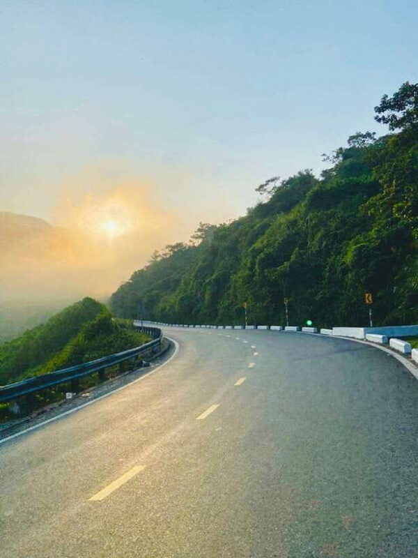 Easy Rider Tour from Hoi An To/From Hue via Hai Van Pass - Key Points