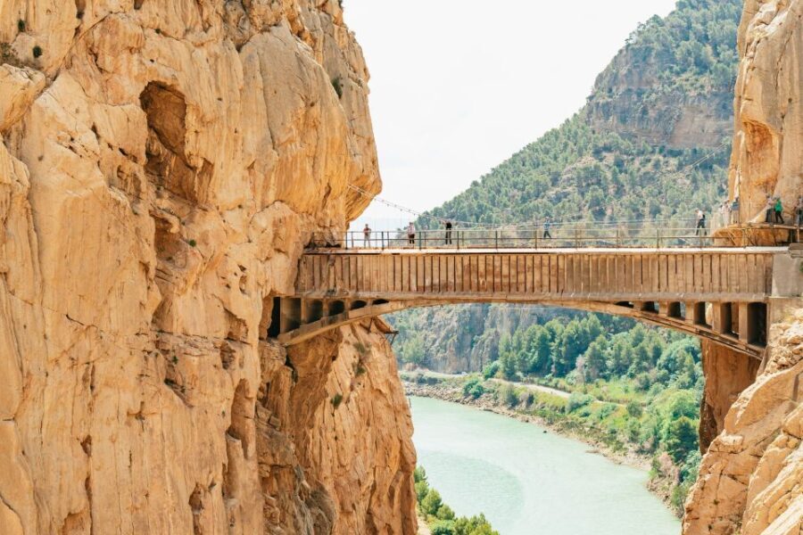 El Chorro: Caminito del Rey Guided Tour with Shuttle Bus - In The Sum Up: Who Will Love This Tour?