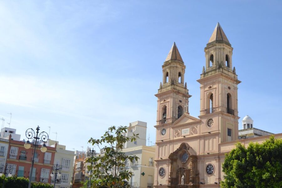 English Cádiz Tour: Walking Tour with Local Guide - The Itinerary: What to Expect