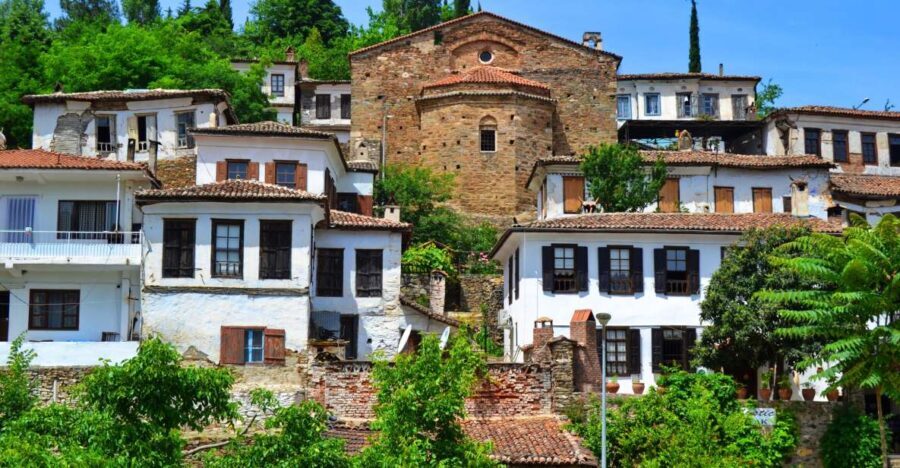 Ephesus&Sirince Village Tour w/wine tasting+LUNCH - Who Should Consider This Tour?