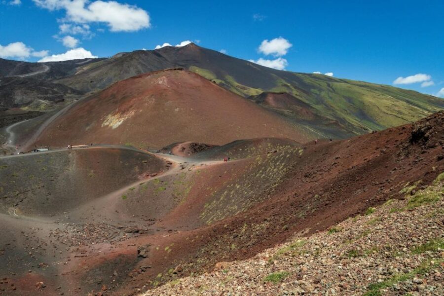 Etna 4x4 & Wine Tasting Tour - Transportation and Group Dynamics
