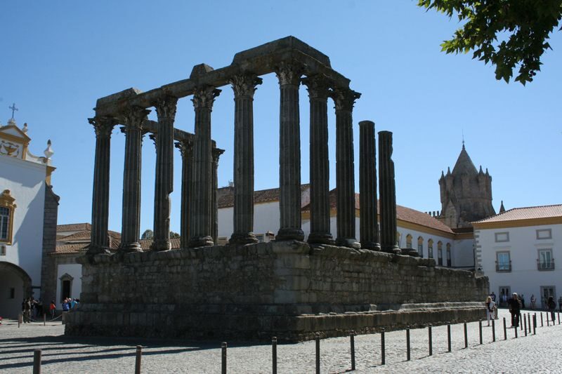 Évora and Megaliths Full-Day Tour from Lisbon - The Megalithic Mysteries at Almendres Cromlech