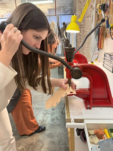 Experience in Leather Goods Workshop- Leather Accessory - Who Should Book This Experience?