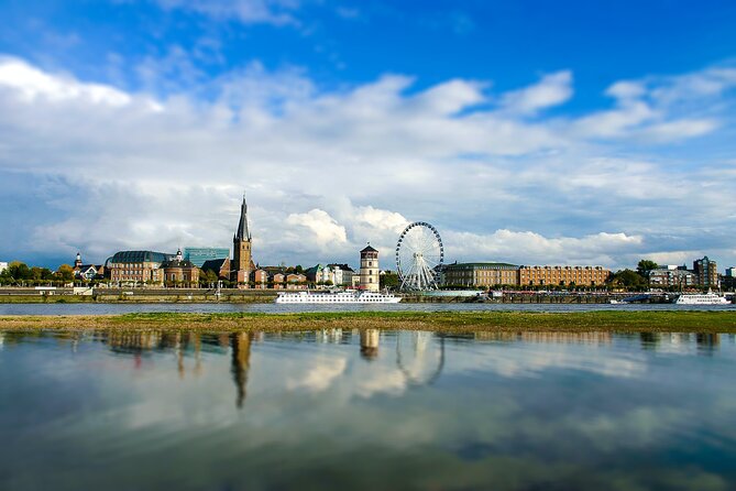 Explore the Instaworthy Spots of Dusseldorf with a Local - Exploring Düsseldorf Through a Local Lens: An In-Depth Review of the Instagrammable Spots Tour