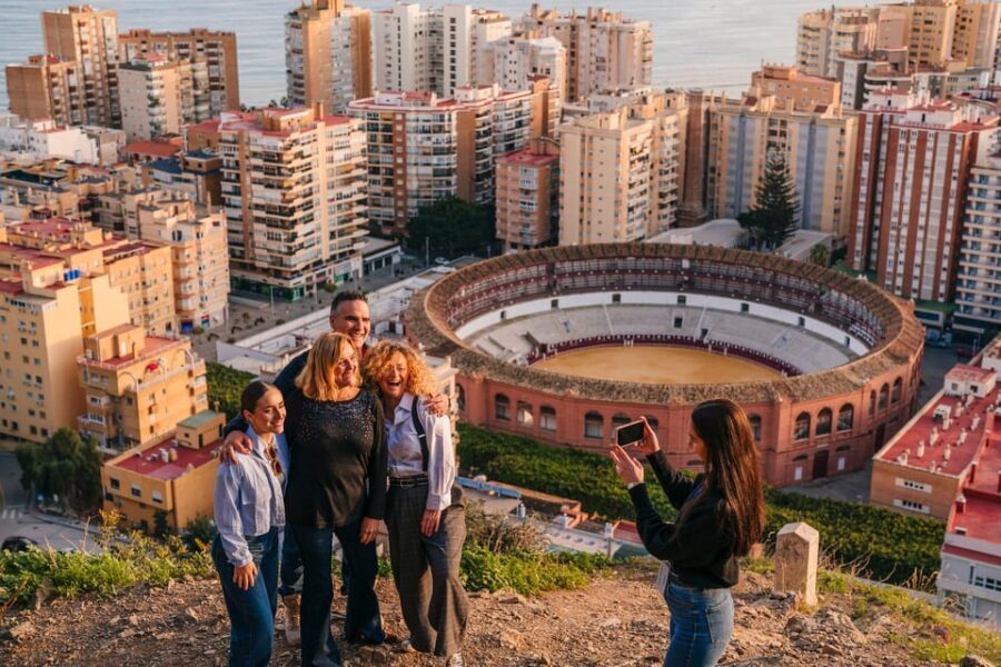 Express tuktuki tour in Malaga: Gibralfaro Viewpoint and Photography - Practical Details and Value