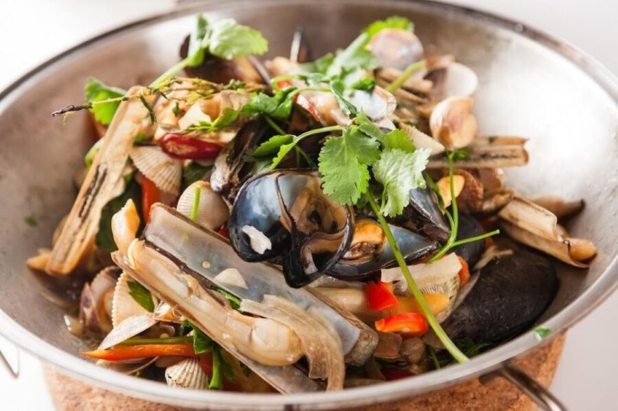 Faro: Learn to cook a Cataplana like a local! - The Itinerary in Detail