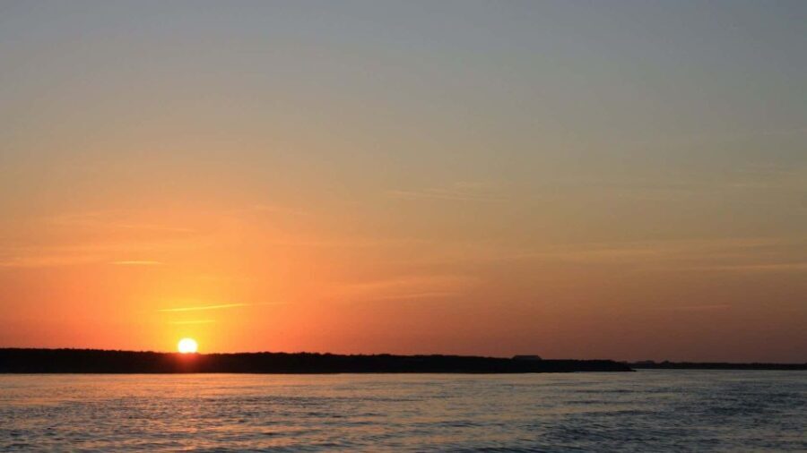 Faro: Ria Formosa Guided Sunset Tour by Catamaran - The Itinerary in Detail