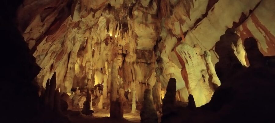 Fátima: Caves & Tradition E-bike Tour - The Ride and Trail Experience