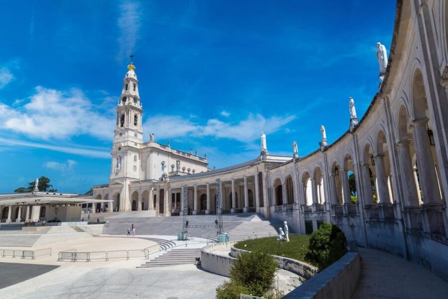 Fátima Half Day Private Tour - The Sanctuary of Our Lady of Fátima