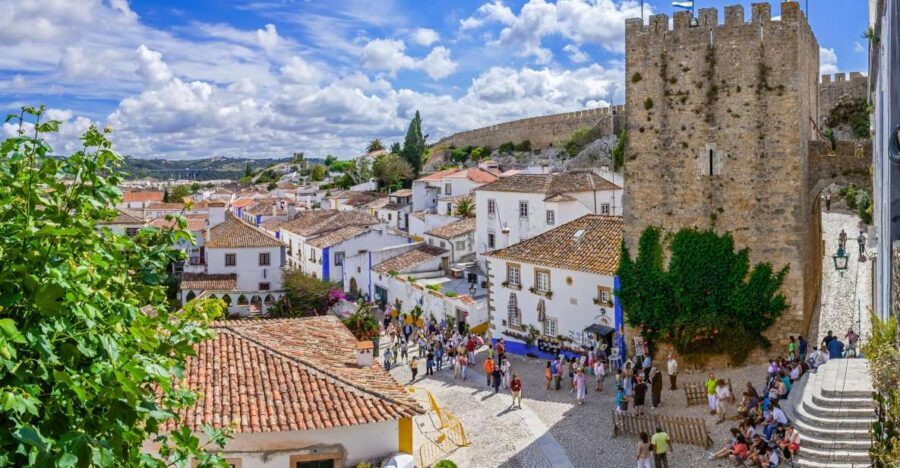 Fátima, Nazaré, and Óbidos: Small Group Tour From Lisbon - Fátima Shrine: A Sacred Stop