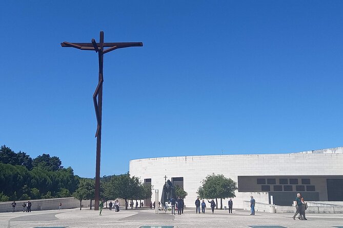 Fatima- Nazare-Obidos private tour from Lisbon or Cascais - An In-Depth Look at the Tour Experience