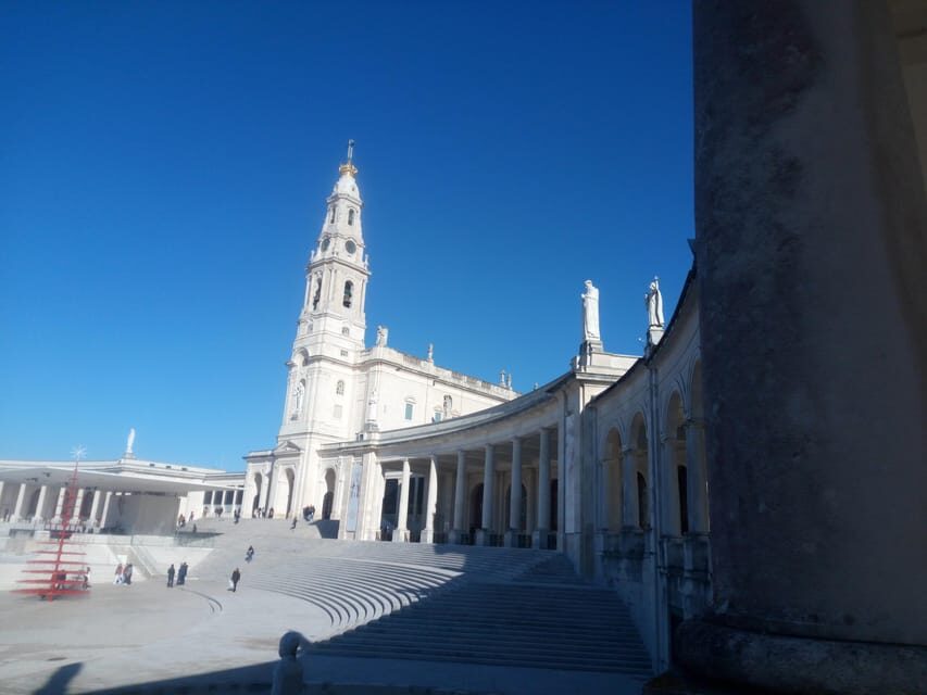 Fátima, Óbidos & Nazaré | Full Day Private Tour - Coastal Charm of Nazaré