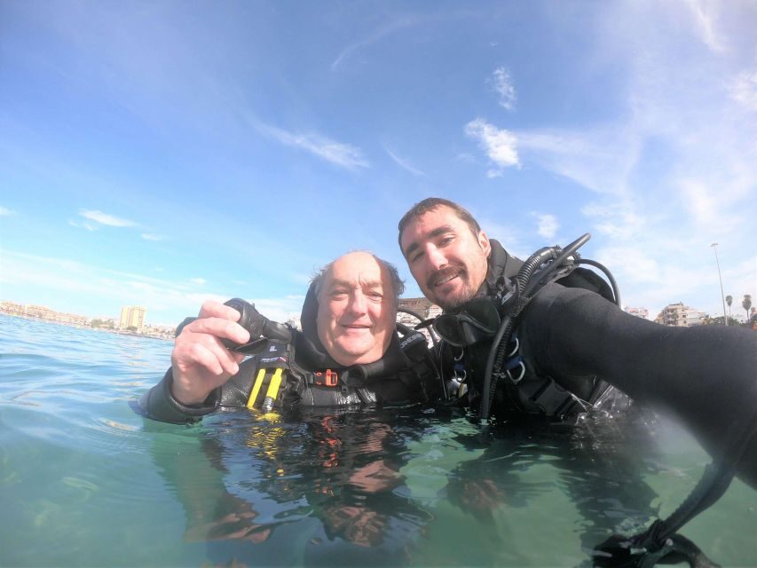 First Experience underwater. Try Scuba Diving - Practical Tips for Booking and Participating