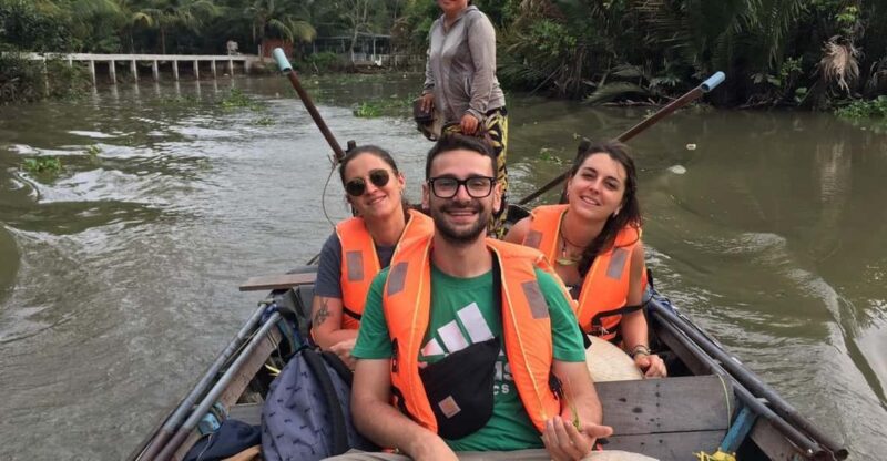 floating market boat trip everyday - Key Points