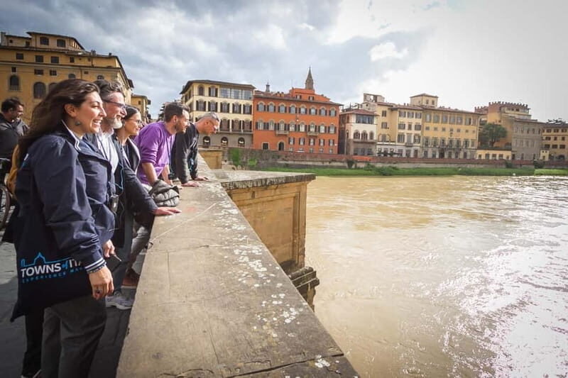 Florence: City Highlights Walking Tour + Wine Windows Option - An In-Depth Look at the Tour Experience