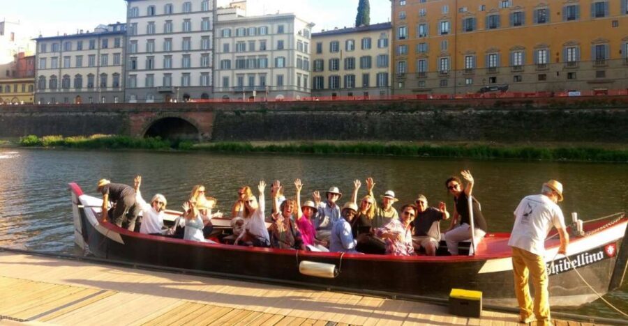 Florence: Guided Gondola Boat Tour with a Glass of Wine - The Experience in Context