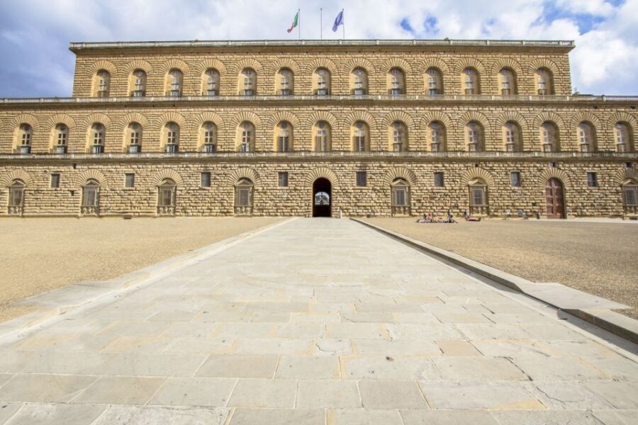 Florence: Pitti Palace Entry Ticket and Guided Walking Tour - Why This Tour Works Well