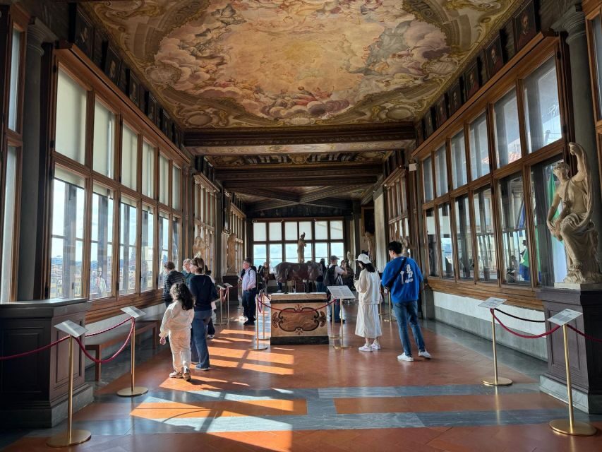 Florence: Uffizi Gallery Small Group Guided Tour - Who should consider this tour?