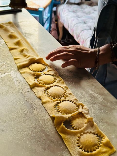Florence:Dolce Vita by Day Market Tour & Pasta Making Class - Analyzing the Value