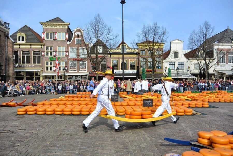 From Amsterdam; Alkmaar Cheese market & Zaanse Schans - The Cost and Value