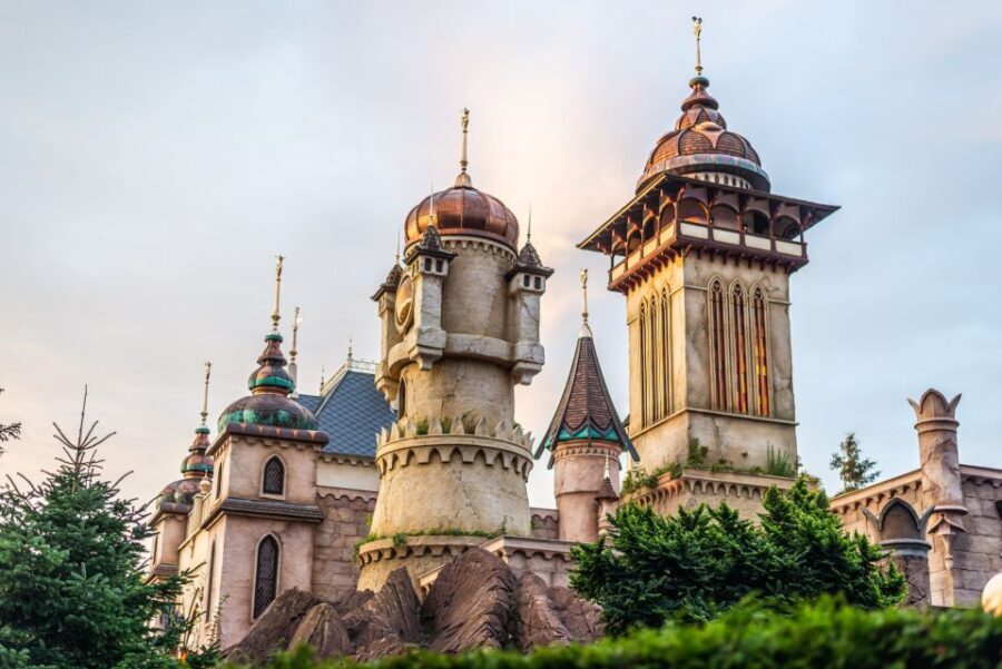 From Amsterdam: Day Trip to Efteling Theme Park with Ticket - A Breakdown of the Day