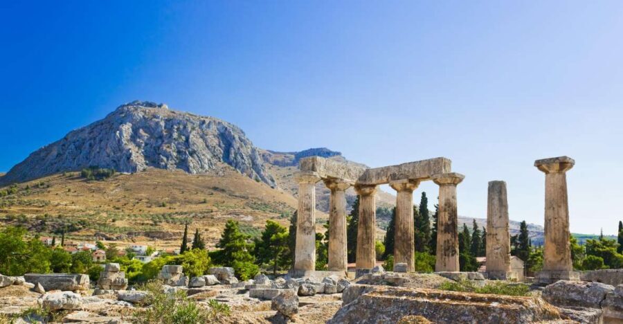 From Athens: Ancient Corinth Day Trip with Canal & VR Guide - Visiting Ancient Corinth: A Walk Through Time