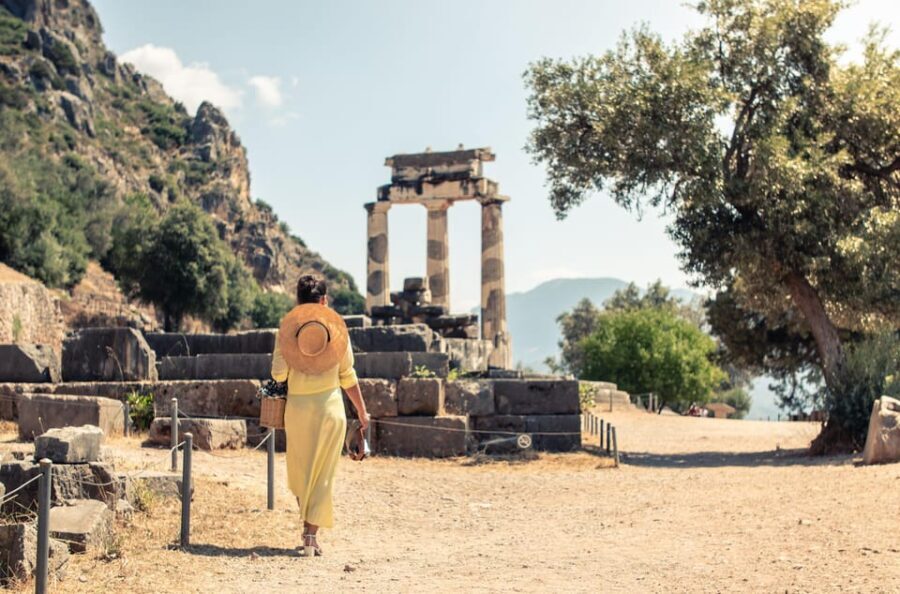 From Athens: Private Delphi and Thermopylae Guided Day Trip - A Deep Dive into the Experience