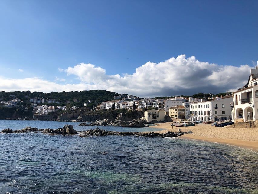 From Barcelona: Girona and Costa Brava Day Tour - Exploring Girona: A City of History and Charm