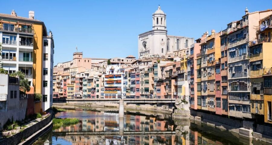 From Barcelona: Girona Guided Tour & Dalí Museum in Figueres - Authentic Experiences and Noteworthy Highlights