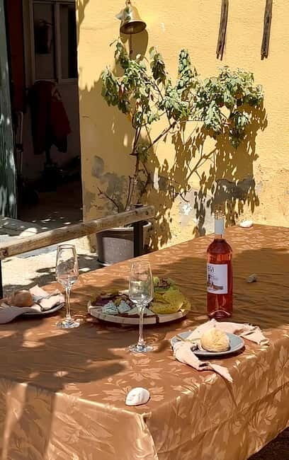 From Barcelona: PRIVATE Horseback Ride + Tapas + Wine Picnic - Exploring the Itinerary in Detail